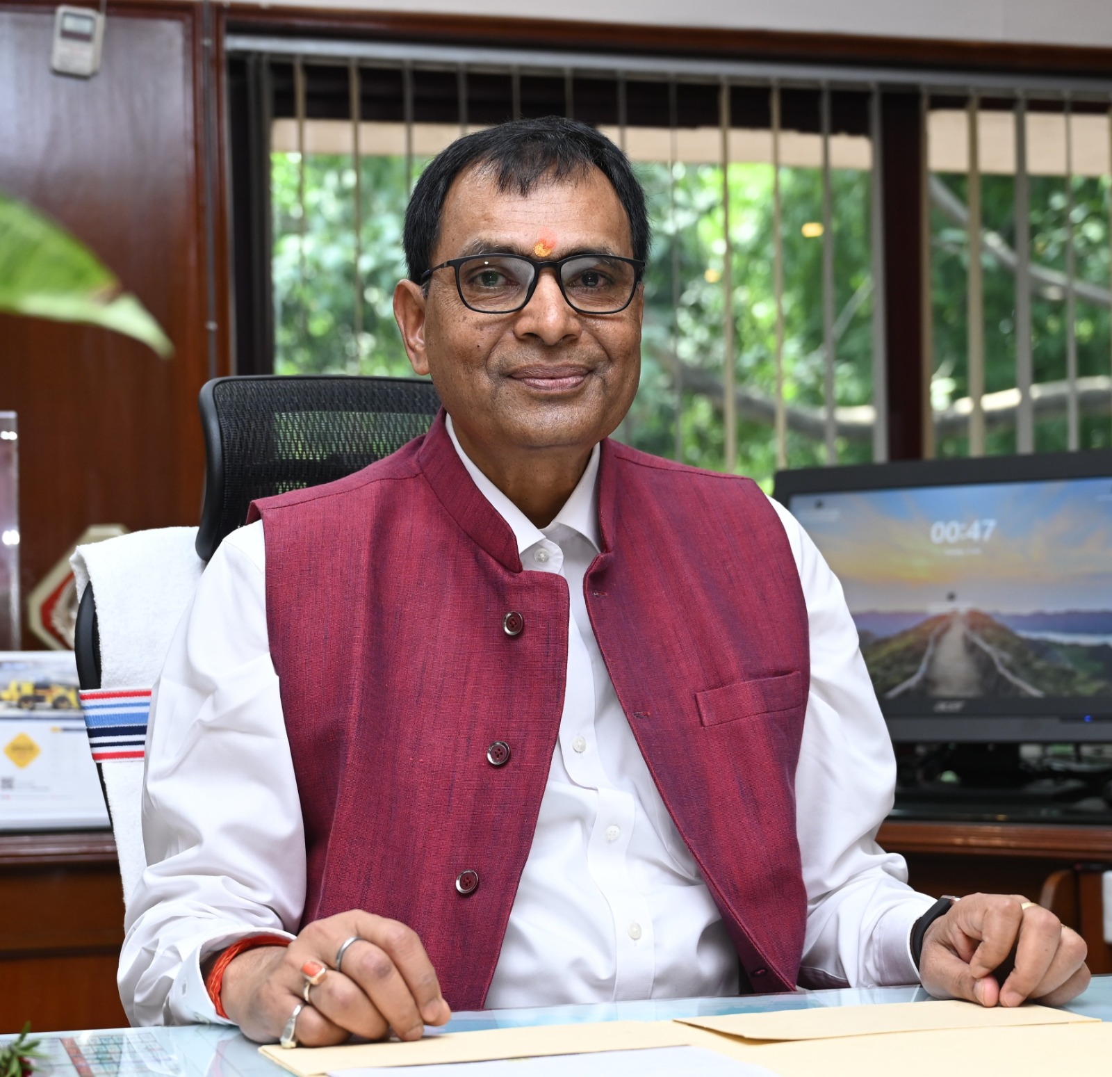 Sunil Prasad Singh Takes Over As Director (Technical) Of NCL - Indian ...