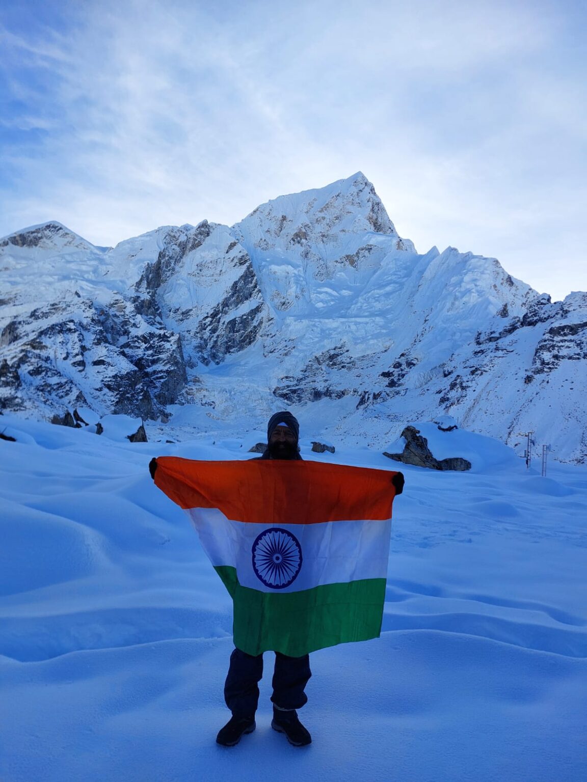 NTPC Unchahar Head Of Project Conquers Everest Base Camp - Indian PSU ...